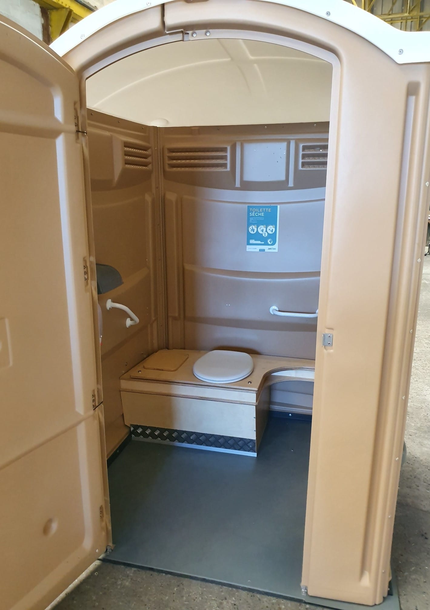 WC`s portáteis amigos do ambiente Higiene, Segurança e Inovação - WC Loc